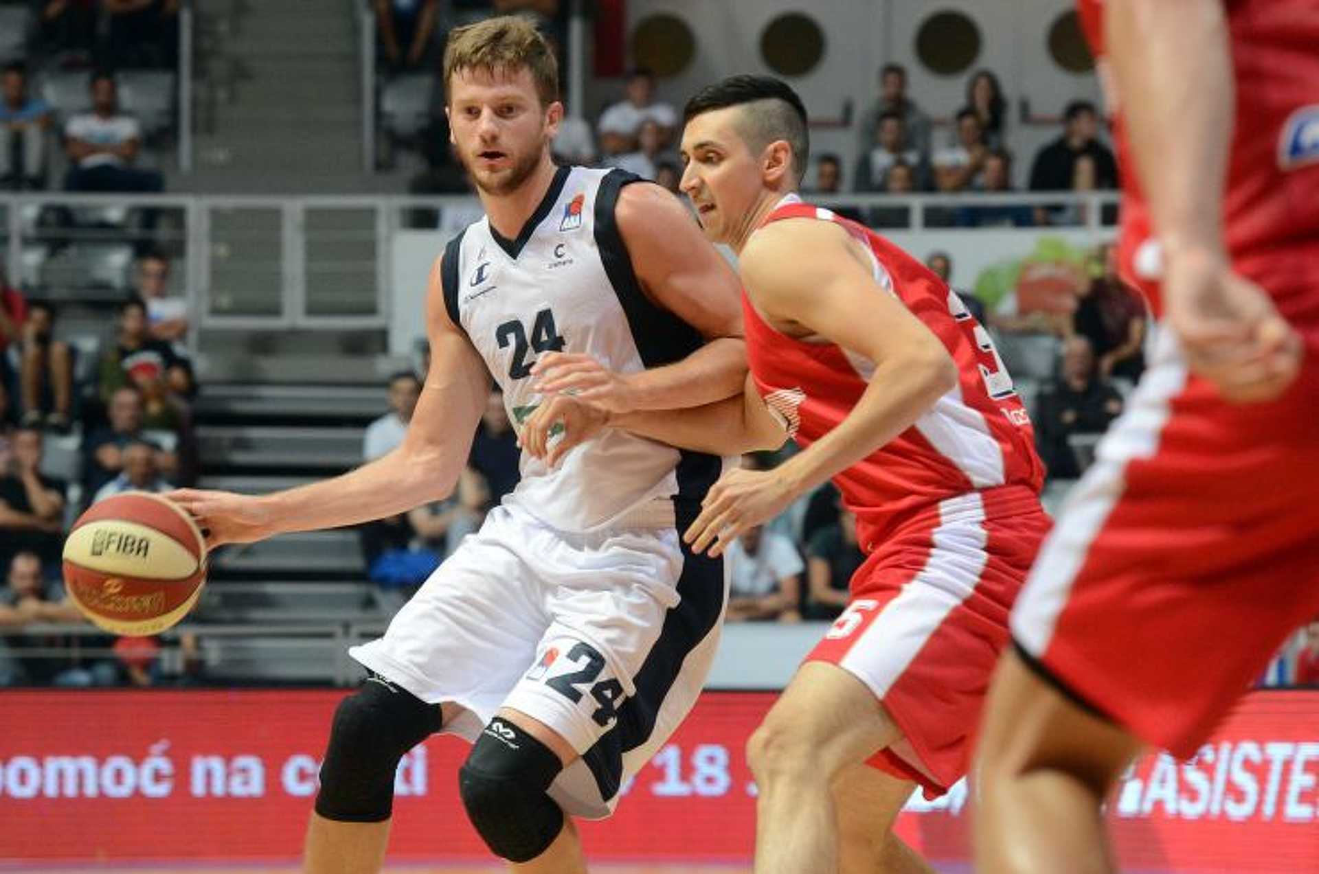 Új légiós érkezik a Falcóba